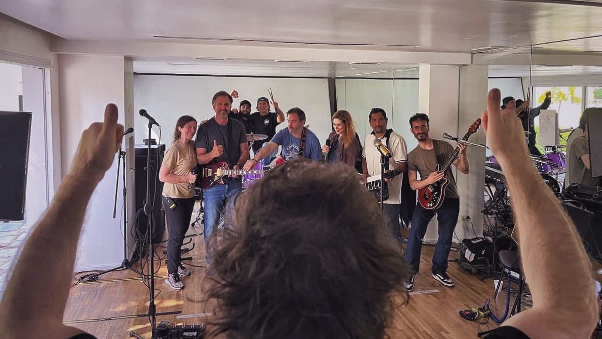 Vení probá la banda: en medio de la tensión, Javier Milei ensayó para ...