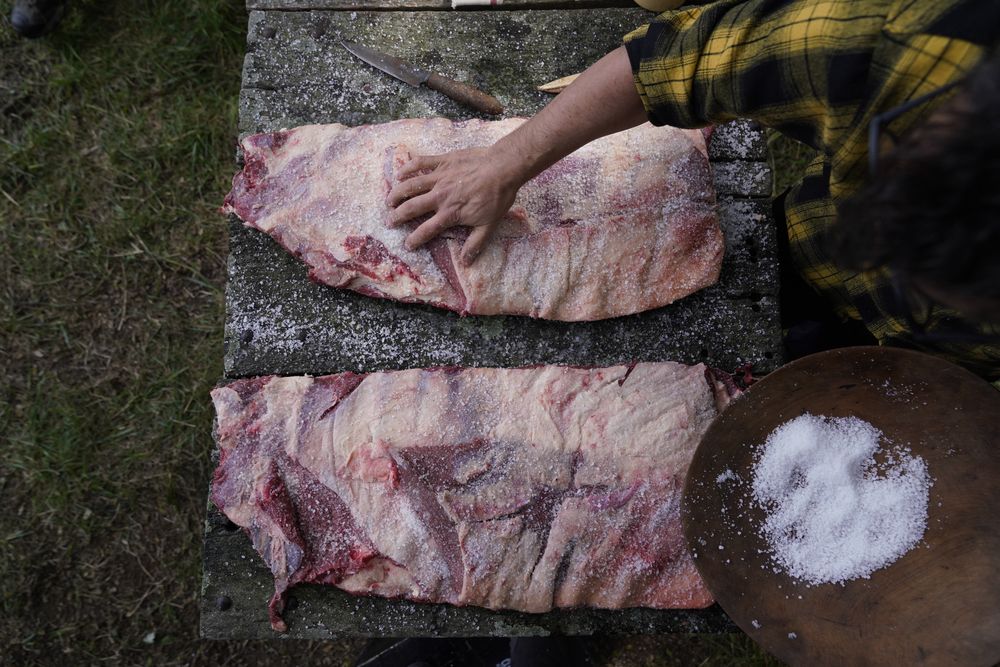 Menú bonaerense: costillar a la cruz con chimichurri