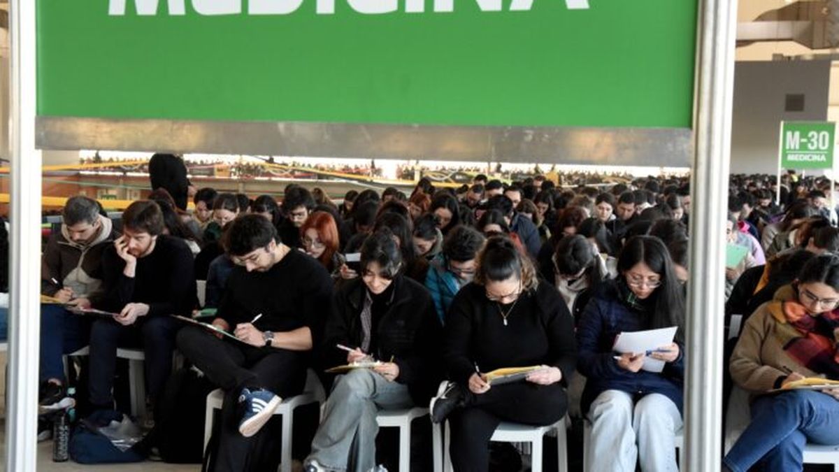 Salud abre la inscripción para las pre-residencias en PBA | Radio ...