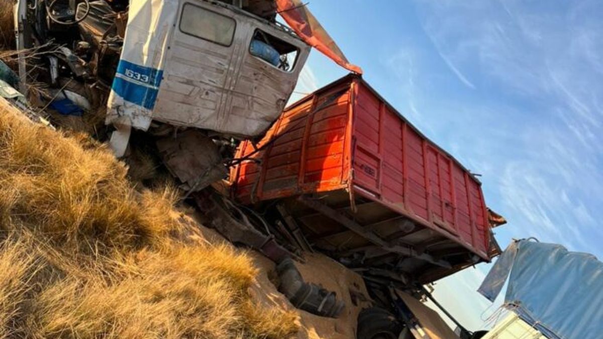 Una joven de 26 años falleció en un choque entre camiones